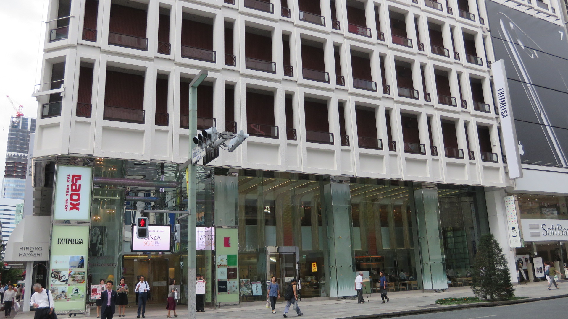 イグジットメルサ レストラン・カフェ - 銀座でランチ